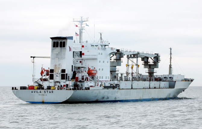 M/V Avila Star isimli gemi, Saint Petersburg açıklarında karaya oturdu