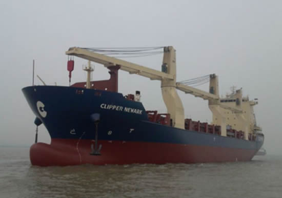 Clipper, Clipper Newark gemisini teslim aldı